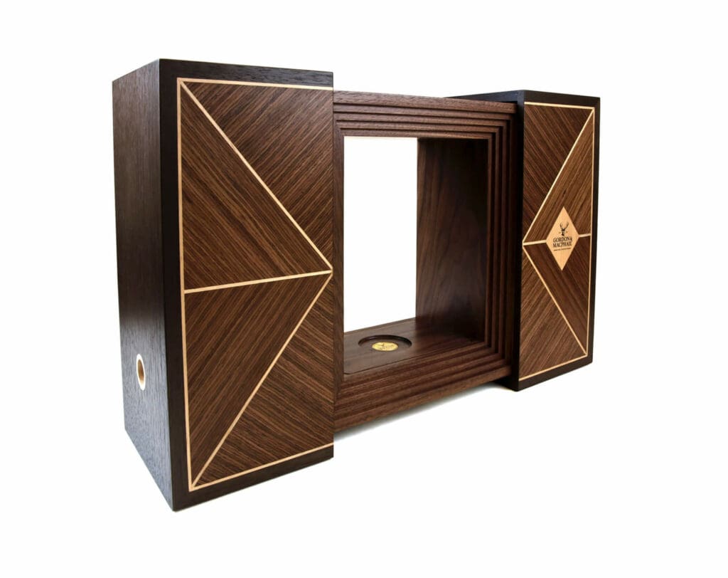 Bespoke Luxury Packaging and Presentation Wooden Boxes in UK
